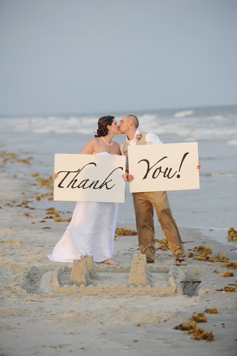 10 Tips For Beach Weddings - TheBeachKnot.com
